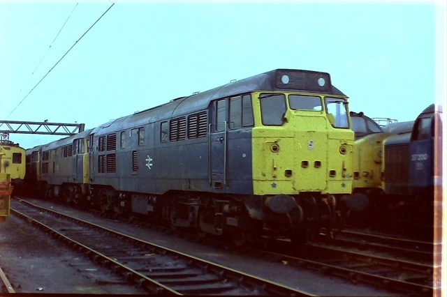 35MM RAILWAY COLOUR Negative Class 31 101 at Guide Bridge £1.75 ...