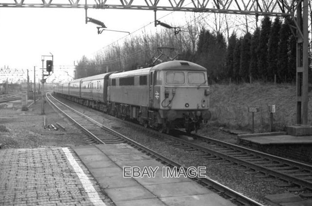 PHOTO CLASS 87 A/C Electric Loco S Captured At Tring Station In 1981 ...