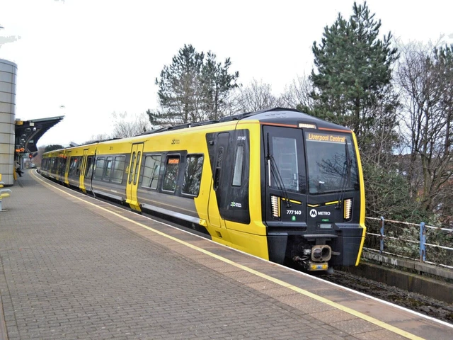 CLASS 777 NO 777140 in merseyrail at sandhills 2 £1.00 - PicClick UK