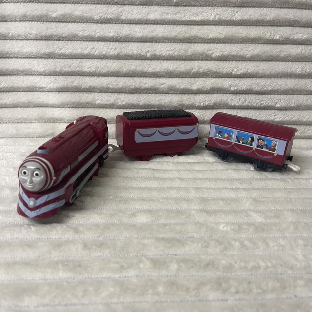 THOMAS & FRIENDS Trackmaster Caitlin Engine With Carriage And Wagon ...