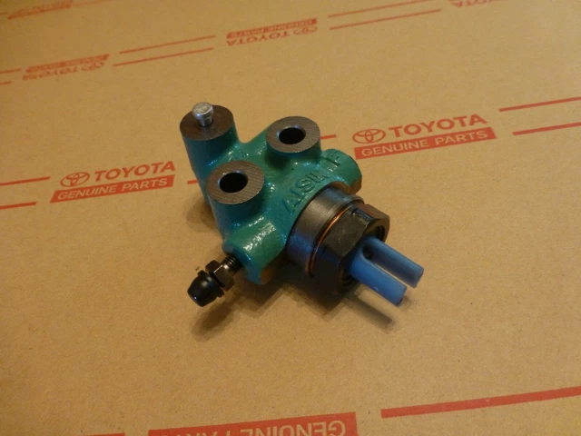 GENUINE TOYOTA LANDCRUISER HJ47 Brake Proportioning Valve FJ45 HJ75 ...