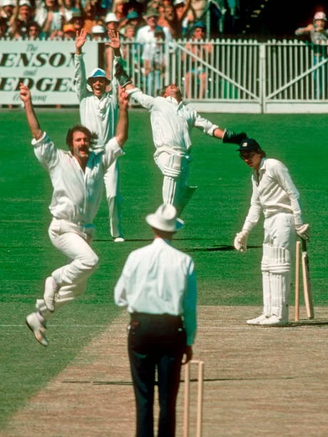 AUSTRALIAN CRICKET LEGEND Dennis Lillee No 54 Old Large Photo $10.00 ...