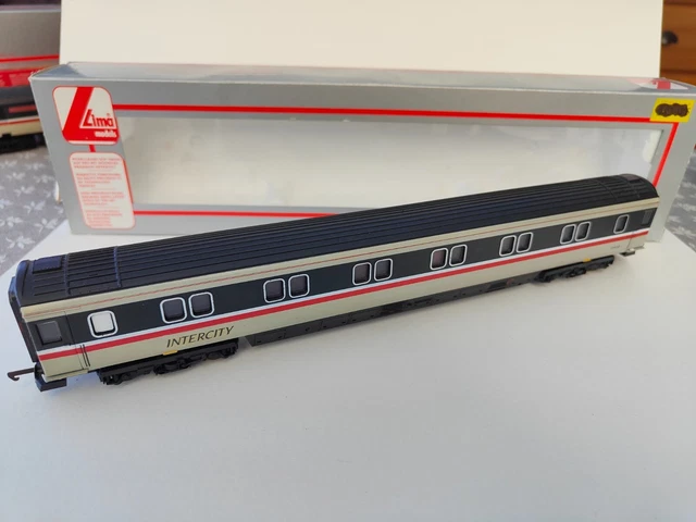 LIMA OO GAUGE 305369A7 Sleeper HST MK3 Intercity Livery Sleeper Coach ...