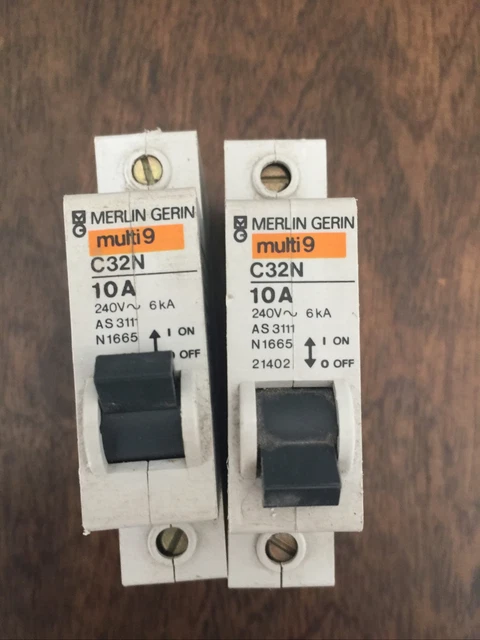 MERLIN GERIN, MCB, C32N, 10Amp, M9, Single Pole, 240/415V (2 off) £3.99 ...