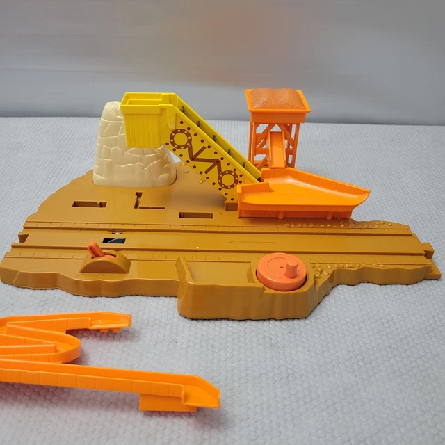 THOMAS & FRIENDS Trackmaster Sodor Quarry Loader Set Incomplete Tomy £9 ...