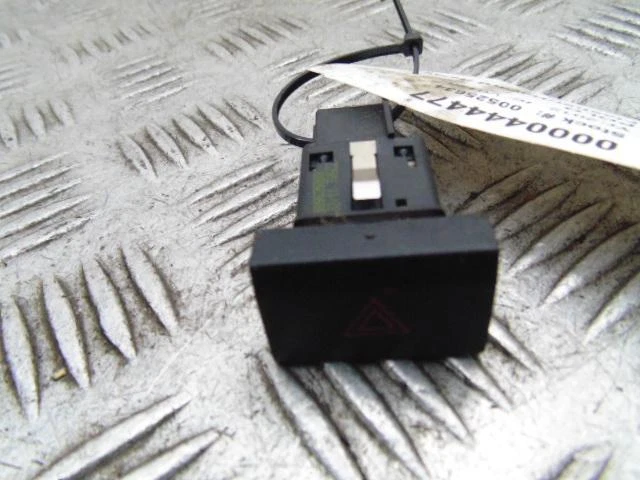 VOLKSWAGEN POLO FLASHER Hazard Relay Warning Switch MK5 6R 2009-2018 ...