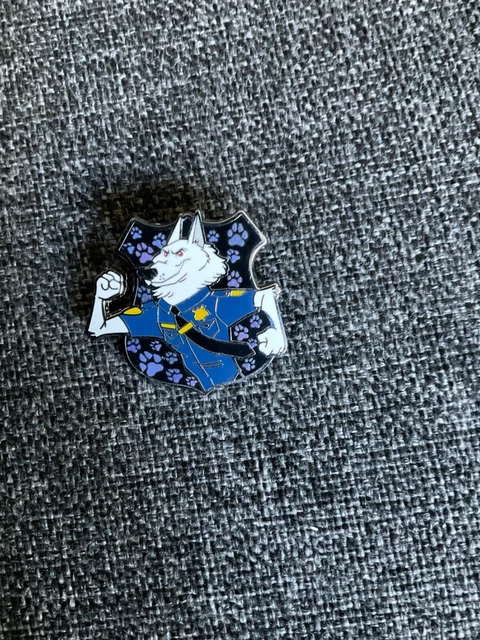 DISNEY ZOOTOPIA CHARACTER Police Badge Officer Wolfard Pin EUR 5,91 ...