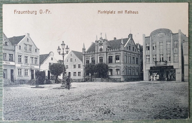 AK FRAUENBURG (FROMBORK). Marktplatz mit Rathaus 09.01. 1945 ...