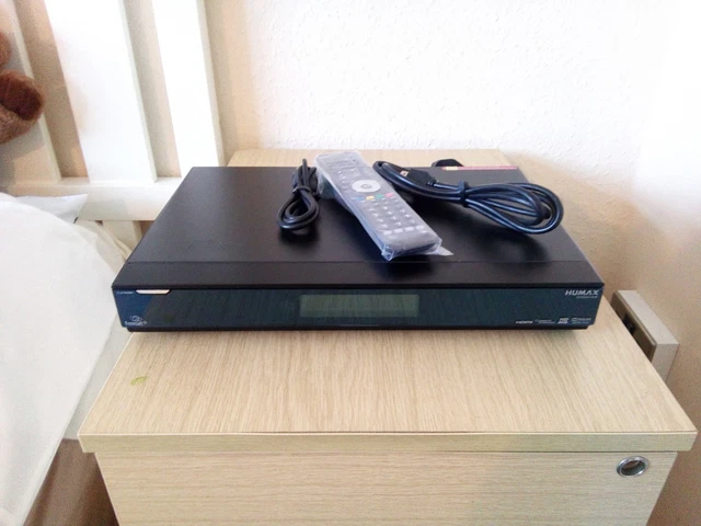 HUMAX FOXSAT-HDR 320GB HDD Twin Tuner Freesat HD Receiver Box PVR ...