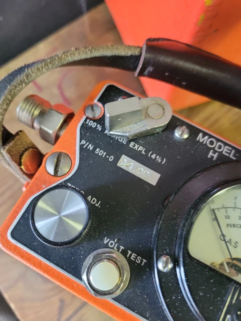 VTG BACHARACH GAS POINTER Type H Combustible Gas Leak Detector w/hard ...