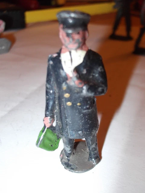 RARE VINTAGE TIMPO Britain's Railway Guard Hollow Lead Figure £0.99 ...
