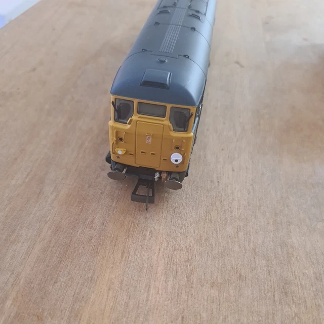 HORNBY CLASS 31 locomotives dcc ready. £70.00 - PicClick UK
