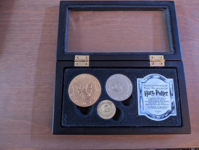 HARRY POTTER GRINGOTTS Bank Coin Collection Noble Collection In Display ... HARRY POTTER GRINGOTTS Bank Coin Collection Noble Collection In Display ...