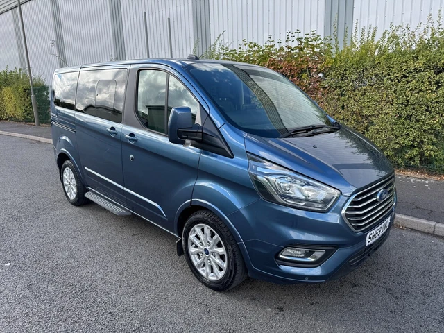 2020 FORD TOURNEO Transit Custom Titanium Wheelchair Accessible WAV 6 ...