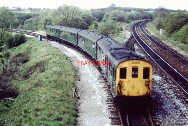PHOTO CLASS 203 Southern Dmu 203001 Enters Hatton South Junction From ...