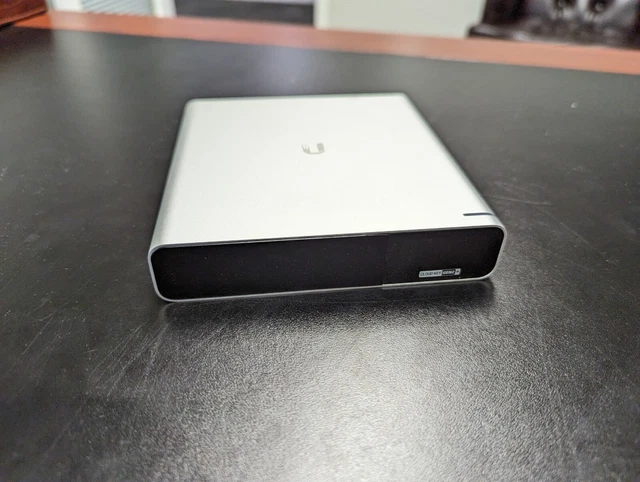 UBIQUITI UNIFI CLOUD Key Gen2 Plus w/ 1TB HDD - UCK-G2-PLUS £142.80 ...