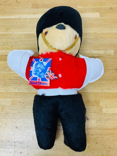 VINTAGE REXARD SWEET Dreams Queens Royal Guard Bear ~ New With Tags £19 ...