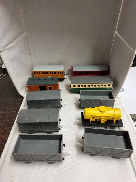 THOMAS TRACKMASTER COACHES Carriages Bundle Of 10 Vintage 2002 £25.99 ...
