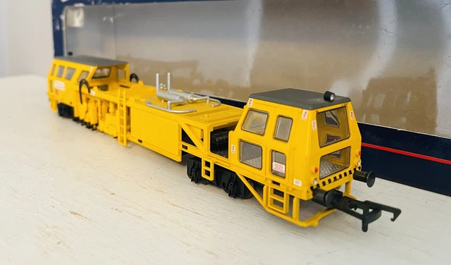 BACHMANN HO/OO GAUGE 36-160 Plasser Tamper Machine - Dummy (Non ...