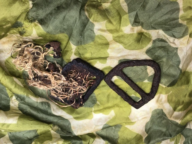 D DAY ARTIFACTS Paratrooper T5 Parachute Buckles Relics 82nd WW2 ...