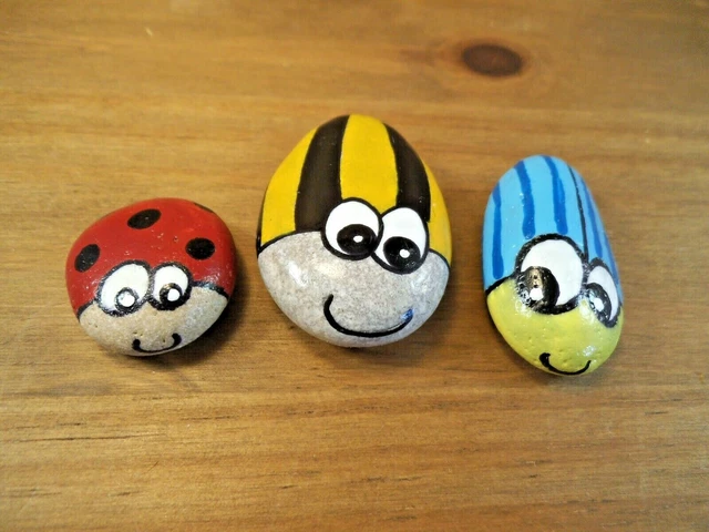 PIETRE DIPINTE A mano. Carini insetti di ciottoli colorati, rocce per ...