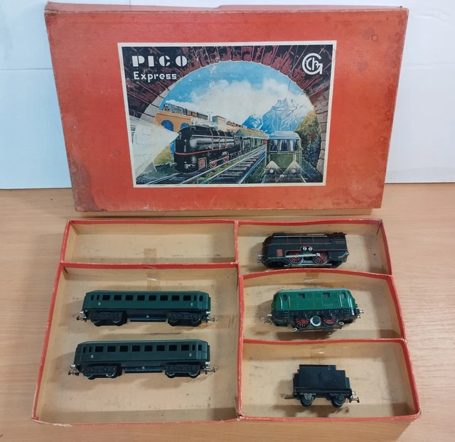 DDR H0 MODELLEISENBAHN Piko Pico Express Set Personenzug mit Wagen VEB ...