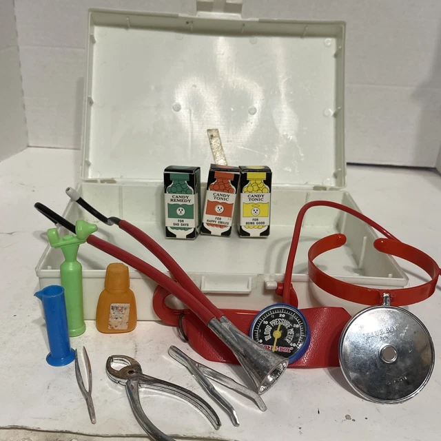 VINTAGE DOCTOR KIT Blue Box Toys Hong Kong Plastic Set Microscope ...