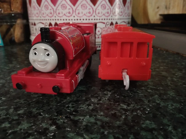 THOMAS AND FRIENDS Mattel Trackmaster motorized battery operated ... THOMAS AND FRIENDS Mattel Trackmaster motorized battery operated ...