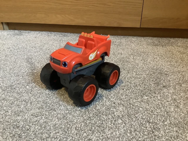 BLAZE AND THE Monster Machines 8" Talking Flying Jet Blaze with Spring ...