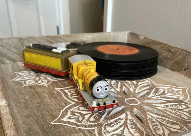 THOMAS & FRIENDS Trackmaster yellow Molly Train Engine Motorized Tender ...