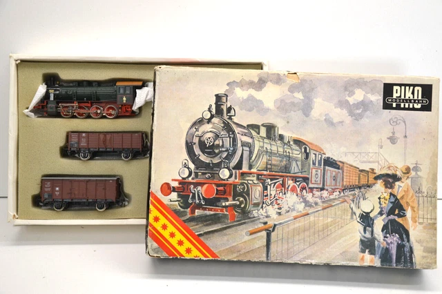 PIKO H0 - Zug-Packung Dampflok Länderbahnzug 1913 + 3x Güterwagen in OVP - Set 2 EUR 59,98 ...