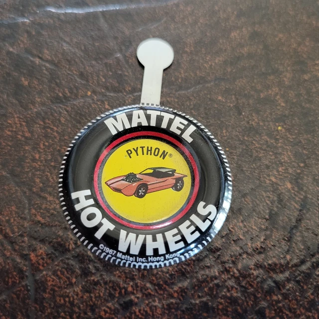 VINTAGE 1967 MATTEL Hot Wheels Python Red Line Metal Button Badge Pin ...