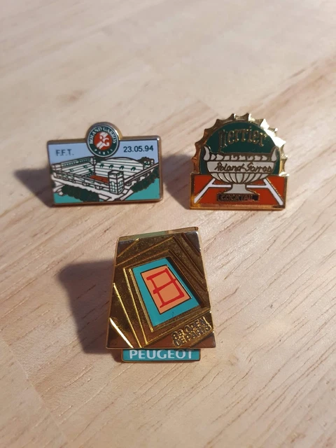 ENSEMBLE DE 3 Pin's Arthus Bertrand Roland Garros Neufs Peugeot Perrier Fft EUR 1,00 - PicClick FR