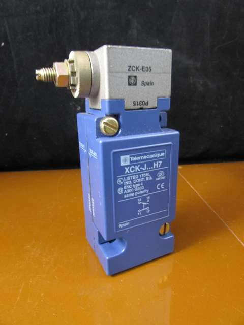 TELEMECANIQUE LIMIT SWITCH - Zck-E05 + Xck-J...7 $59.99 - PicClick CA