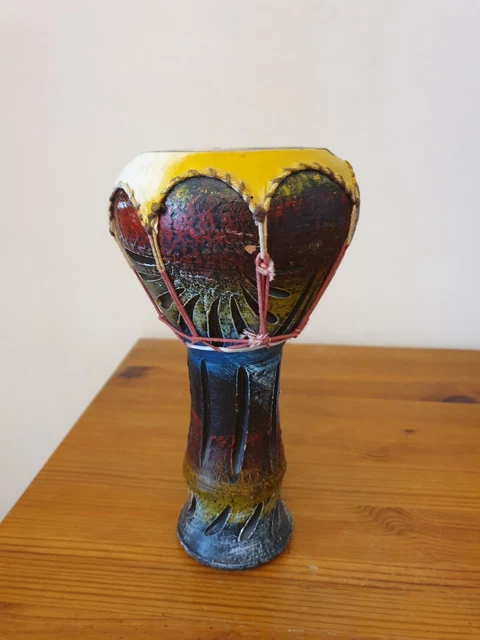DJEMBÉ TUNISIEN EN terre cuite peinte sculptée vintage marqué Tunisie ...