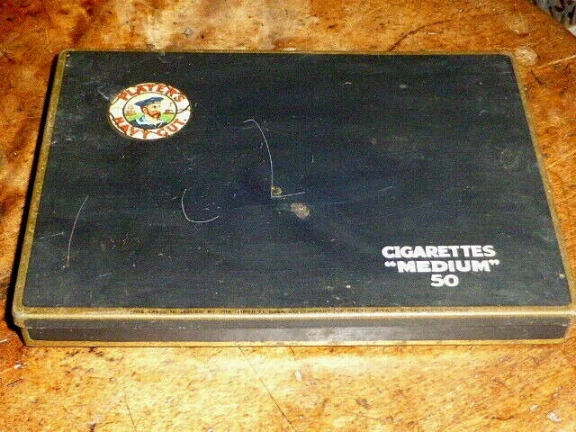 VINTAGE PLAYERS NAVY Cut Cigarettes Tin, Medium 50 Cigarettes 1950s £0. ...
