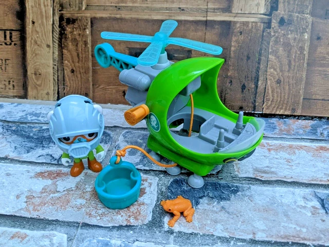 OCTONAUTS GUP H with Captain Barnacles and Tree Frog - Helicopter £39. ...