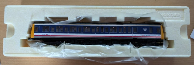 HORNBY CLASS 121 NSE Livery RailCar £72.48 - PicClick UK