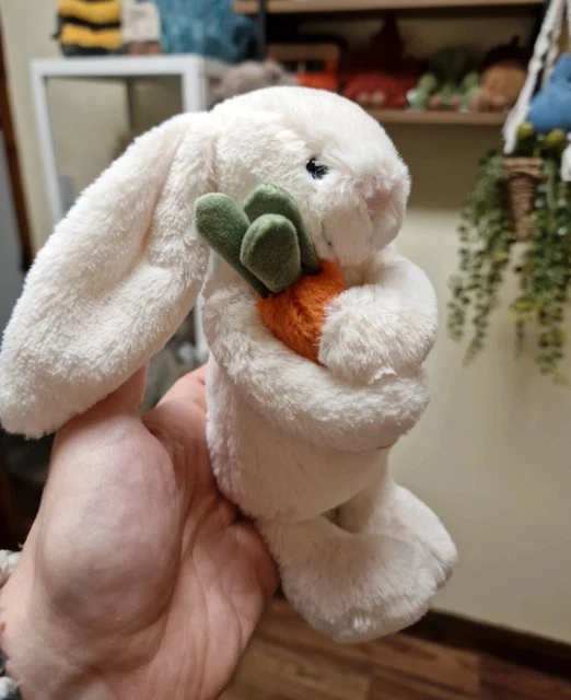 JELLYCAT RARE AND Retired Bashful Bunny With Carrot BNWT £83.90 ...