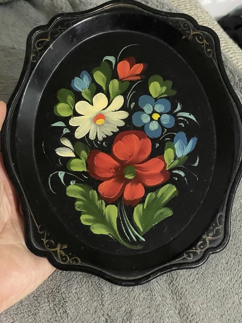 VINTAGE RUSSIAN ZHOSTOVO Toleware Metal Tray Hand painted Floral & Tray ...