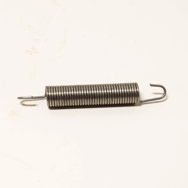 MERCEDES-BENZ E W124 Accelerator Pedal Spring A1249931010 NEW GENUINE £ ...