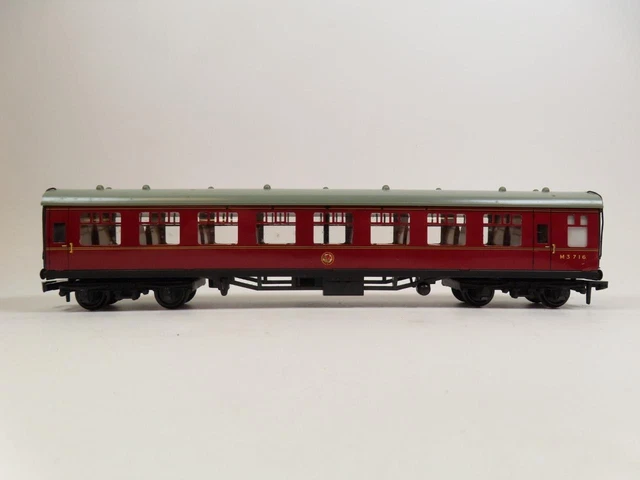 HORNBY DUBLO 4063 Open Corridor Coach 2nd Class B.R., OO, 99% MIB! £10. ...