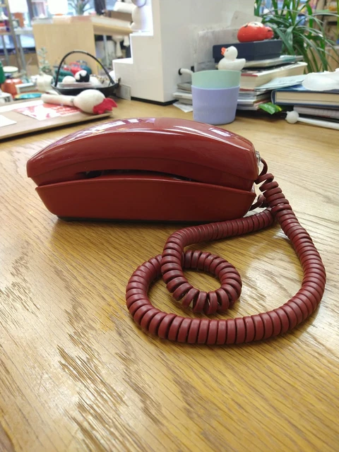 VINTAGE MODERN WESTERN Electric Bell Trimline Phone Fire Red Push ...