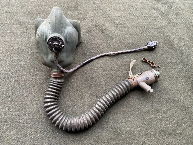 ORIGINAL EARLY JET era Cold War 1950s 60s A13A/1 RAF Flying Oxygen Mask ...