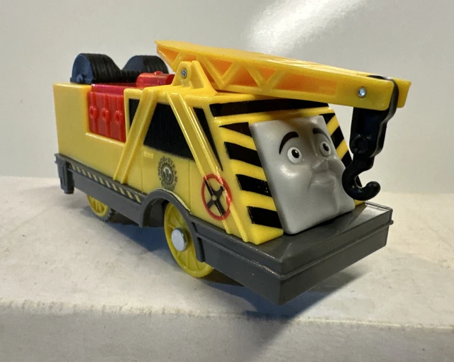 THOMAS & FRIENDS Trackmaster Motorized Kevin Engine , 2013 $10.99 ...