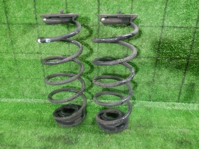 HONDA FIT 2012 DAA-GP1 Rear Spring Assy 52441TK6A01 [Used] [PA87208192 ...