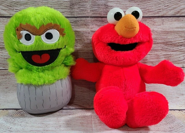 SESAME STREET TYCO Plush Elmo Oscar Grouch 50 Years Stuffed Animals £15 ...