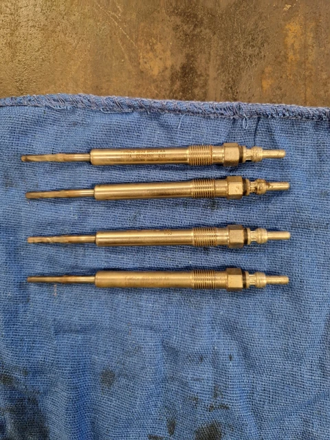 GENUINE FORD TRANSIT RANGER 2.0L WET BELT GLOW PLUGS x 4 JB3Q 6M090 AA ...
