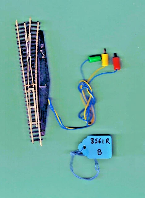 MÄRKLIN 8561R Z gauge Electric Turnout (Points) 490mm radius 13 degrees ...