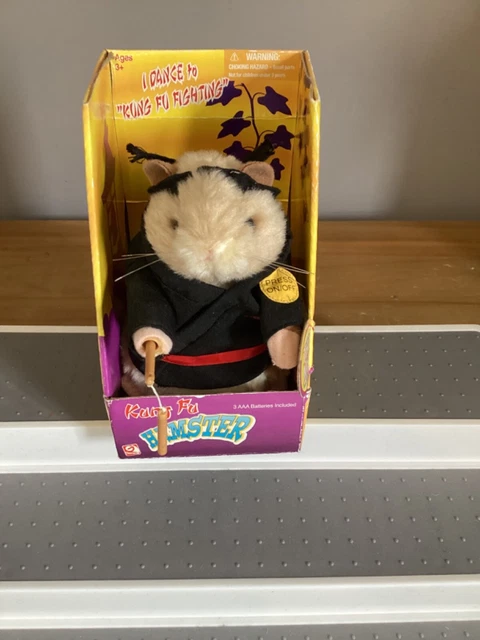 WORKING GEMMY KUNG Fu Hamster dancing singing nunchucks Gemmy boxed ...